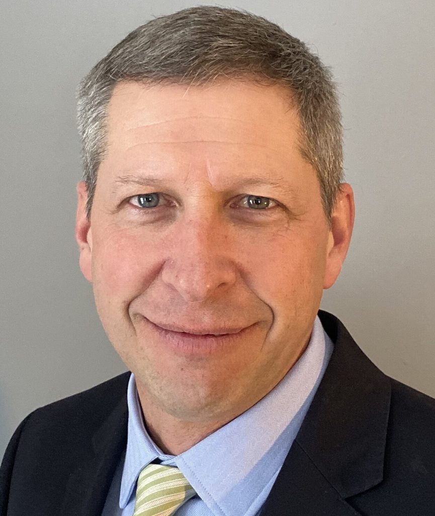 Board of Directors – LBM Advantage